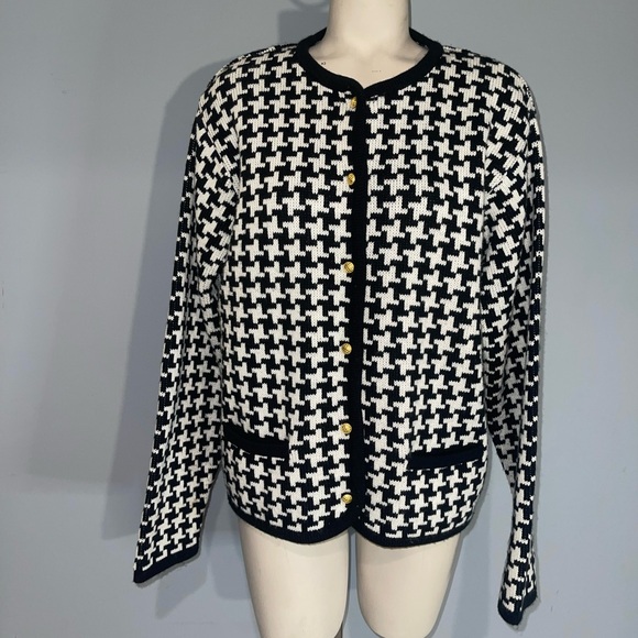 Classic Elements | Sweaters | Classic Elements Black White Cardigan ...